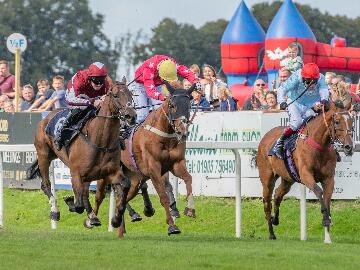 Whats On | Worcester Racecourse